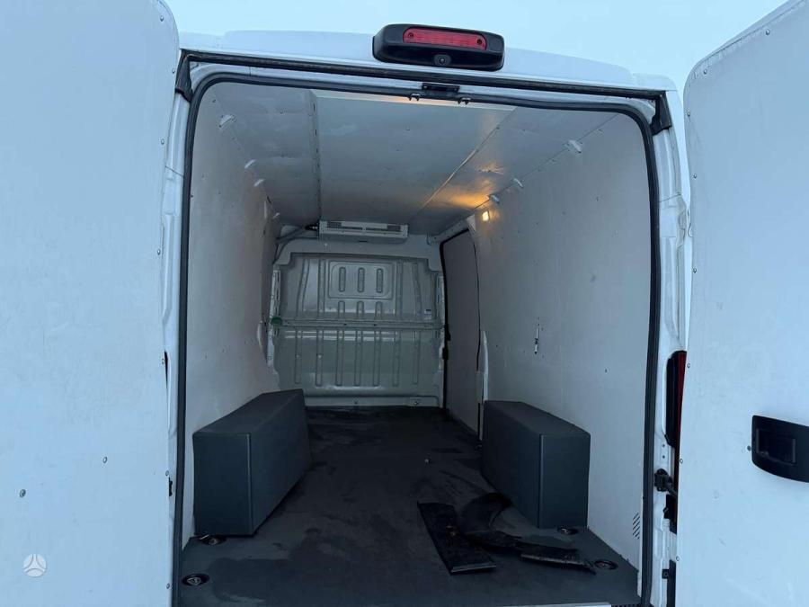 White Fiat Ducato 2022 in Kupiskis, with an engine capacity of 2.18 L and mileage of 301 thousand km for 12500 €, photo 17 on AUTOMOTO.COM.LV