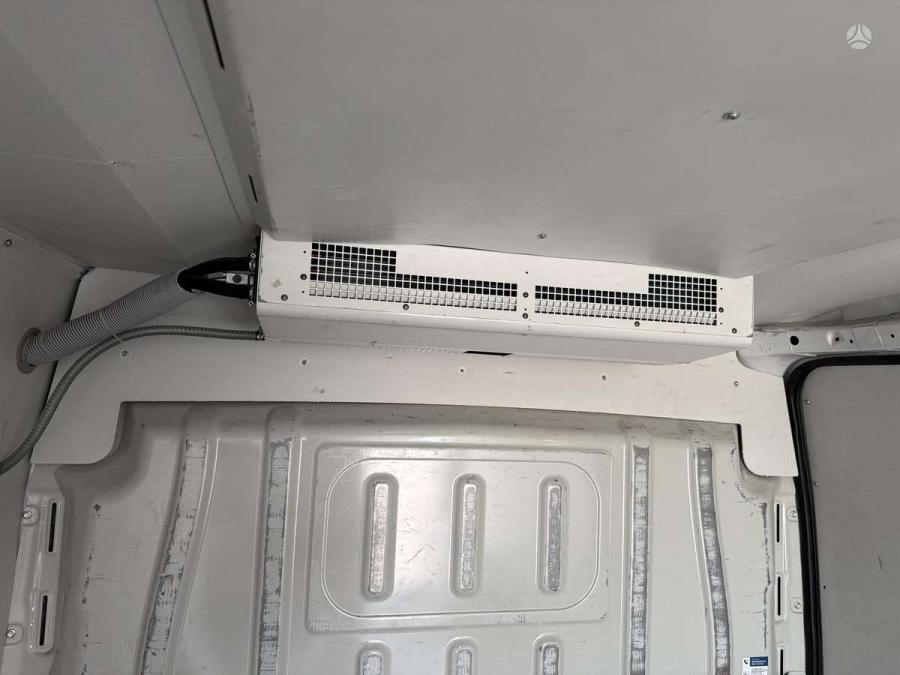 White Fiat Ducato 2022 in Kupiskis, with an engine capacity of 2.18 L and mileage of 299 thousand km for 7950 €, photo 11 on AUTOMOTO.COM.LV