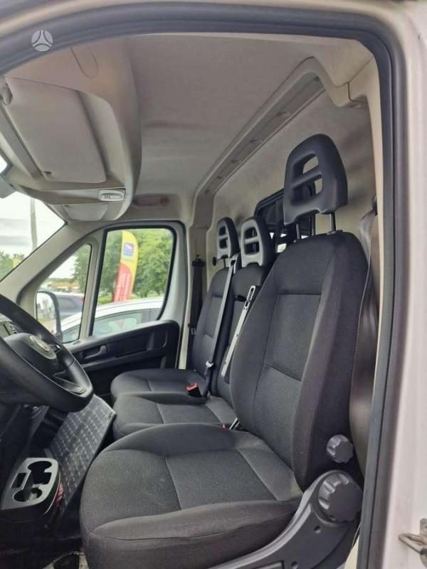 White Fiat Ducato 2022 in Kaisiadorys, with an engine capacity of 2.18 L and mileage of 230 thousand km for 4500 €, photo 2 on AUTOMOTO.COM.LV