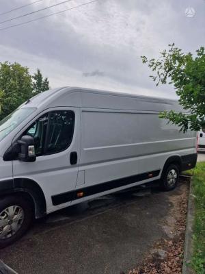 White Fiat Ducato 2022 in Kaisiadorys, with an engine capacity of 2.18 L and mileage of 230 thousand km for 4500 €, photo 6 on AUTOMOTO.COM.LV