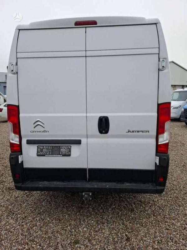 White Fiat Ducato 2023 in Kaunas, with an engine capacity of 2.20 L and mileage of 40 thousand km for 15999 €, photo 6 on AUTOMOTO.COM.LV