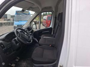White Fiat Ducato 2023 in Kaunas, with an engine capacity of 2.20 L and mileage of 40 thousand km for 15999 €, photo 10 on AUTOMOTO.COM.LV