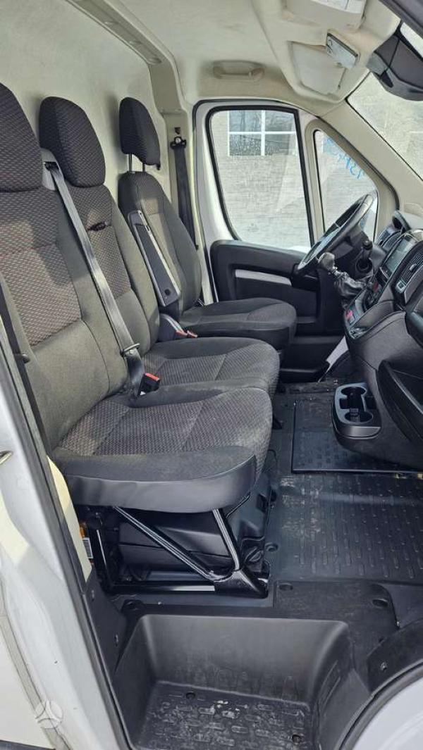 Balts Fiat Ducato 2023 Marijampole, ar dzinēja tilpumu 2.18 L un nobraukumu 127 tūkst. km par 12500 €, foto 11 vietnē AUTOMOTO.COM.LV