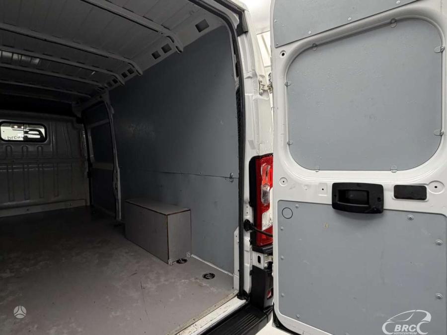 Balts Fiat Ducato 2023 Viļņa, ar dzinēja tilpumu 2.18 L un nobraukumu 100 tūkst. km par 19000 €, foto 18 vietnē AUTOMOTO.COM.LV