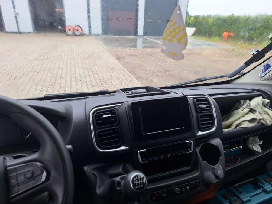 Balts Fiat Ducato 2023 Kauņa, ar dzinēja tilpumu 2.18 L un nobraukumu 340 tūkst. km par 9990 €, foto 15 vietnē AUTOMOTO.COM.LV