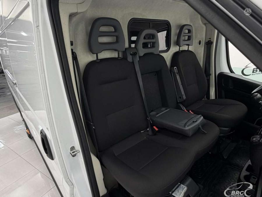 Balts Fiat Ducato 2023 Viļņa, ar dzinēja tilpumu 2.18 L un nobraukumu 113 tūkst. km par 17000 €, foto 8 vietnē AUTOMOTO.COM.LV