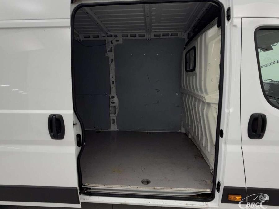 Balts Fiat Ducato 2023 Viļņa, ar dzinēja tilpumu 2.18 L un nobraukumu 113 tūkst. km par 17000 €, foto 10 vietnē AUTOMOTO.COM.LV