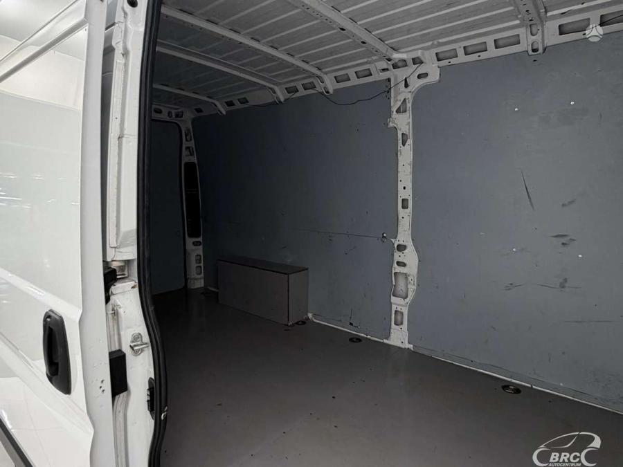 Balts Fiat Ducato 2023 Viļņa, ar dzinēja tilpumu 2.18 L un nobraukumu 113 tūkst. km par 17000 €, foto 11 vietnē AUTOMOTO.COM.LV