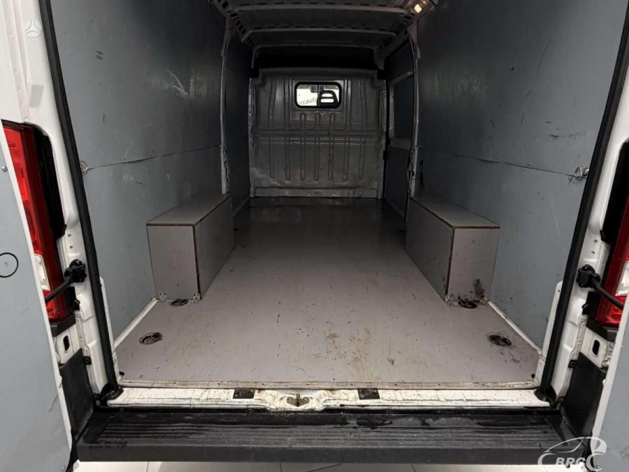 Balts Fiat Ducato 2023 Viļņa, ar dzinēja tilpumu 2.18 L un nobraukumu 113 tūkst. km par 17000 €, foto 18 vietnē AUTOMOTO.COM.LV