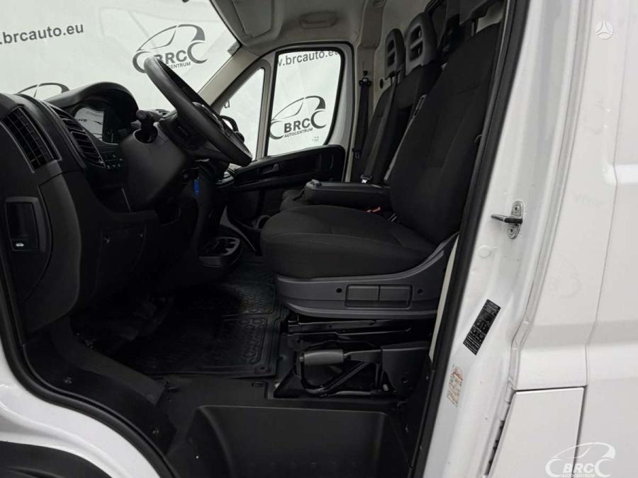 Balts Fiat Ducato 2023 Viļņa, ar dzinēja tilpumu 2.18 L un nobraukumu 113 tūkst. km par 17000 €, foto 23 vietnē AUTOMOTO.COM.LV