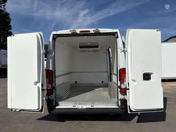 Balts Fiat Ducato 2024 Viļņa, ar dzinēja tilpumu 2.18 L un nobraukumu 35 tūkst. km par 43800 €, foto 6 vietnē AUTOMOTO.COM.LV