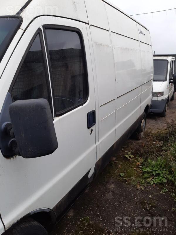 Balts Fiat Ducato 1996 Daugavpils, ar dzinēja tilpumu 2.50 L un nobraukumu 270 tūkst. km par 1200 €, foto 3 vietnē AUTOMOTO.COM.LV