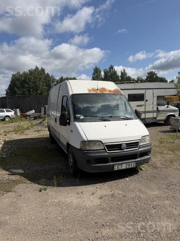 Balts Fiat Ducato 2003 Rīga, ar dzinēja tilpumu 2.80 L un nobraukumu 411 tūkst. km par 650 €, foto 1 vietnē AUTOMOTO.COM.LV