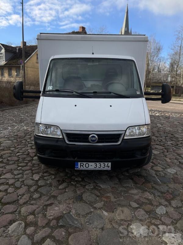 White Fiat Ducato 2004 in Kuldiga, with an engine capacity of 2.30 L and mileage of 245 thousand km for 17800 €, photo 2 on AUTOMOTO.COM.LV