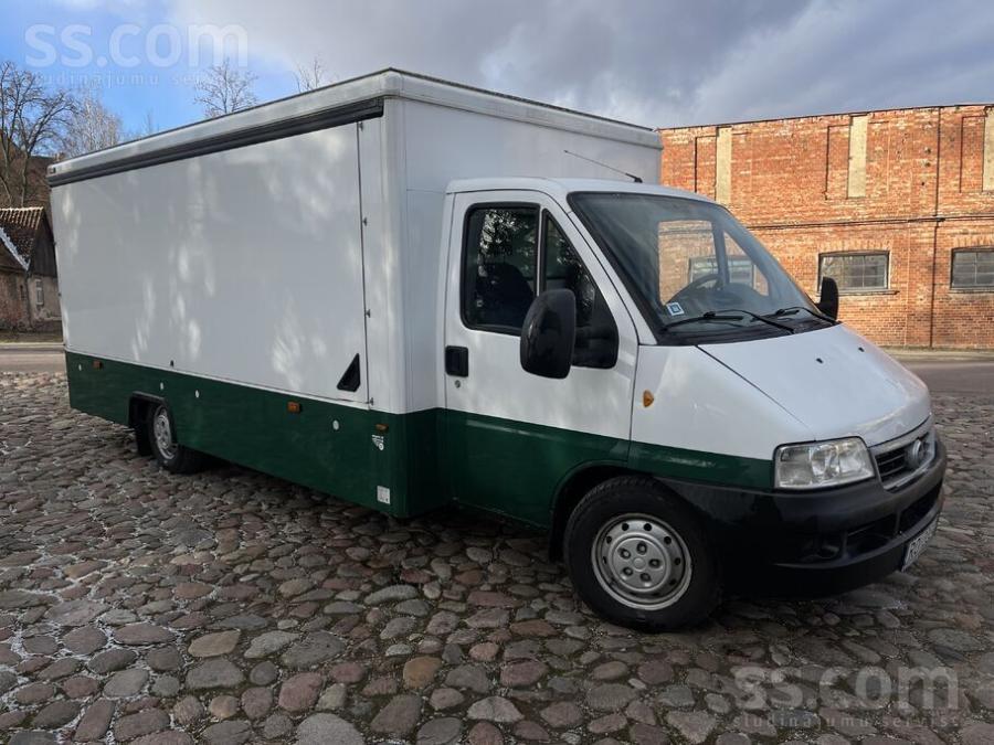 Balts Fiat Ducato 2004 Kuldīga, ar dzinēja tilpumu 2.30 L un nobraukumu 245 tūkst. km par 17800 €, foto 4 vietnē AUTOMOTO.COM.LV