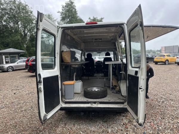 White Fiat Ducato 2004 in Cesis, with an engine capacity of 2.80 L and mileage of 0 thousand km for 7500 €, photo 2 on AUTOMOTO.COM.LV