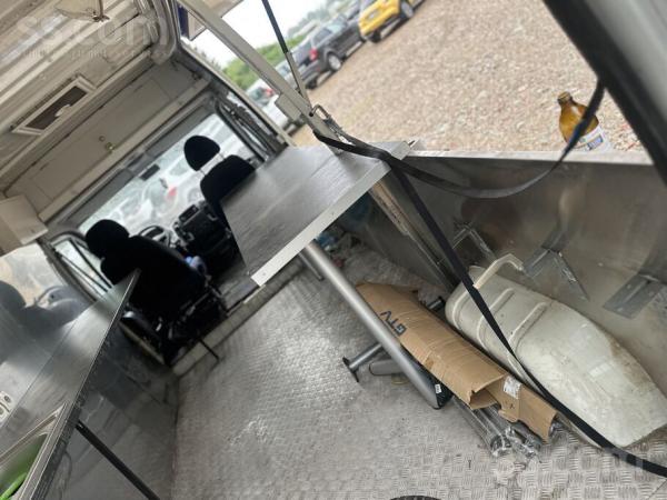 White Fiat Ducato 2004 in Cesis, with an engine capacity of 2.80 L and mileage of 0 thousand km for 7500 €, photo 4 on AUTOMOTO.COM.LV