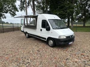 White Fiat Ducato 2004 in Cesis, with an engine capacity of 2.80 L and mileage of 0 thousand km for 7500 €, photo 4 on AUTOMOTO.COM.LV