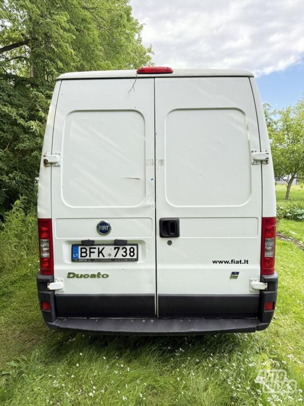 White Fiat Ducato 2005 in Panevezys, with an engine capacity of 2.30 L and mileage of 165 thousand km for 1400 €, photo 10 on AUTOMOTO.COM.LV