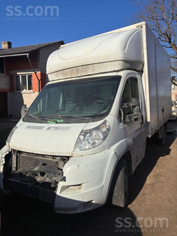 White Fiat Ducato 2007 in Aizkraukle, with an engine capacity of 2.20 L and mileage of 386 thousand km for 1200 €, photo 1 on AUTOMOTO.COM.LV