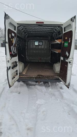 White Fiat Ducato 2008 in Daugavpils, with an engine capacity of 2.30 L and mileage of 235 thousand km for 3800 €, photo 8 on AUTOMOTO.COM.LV