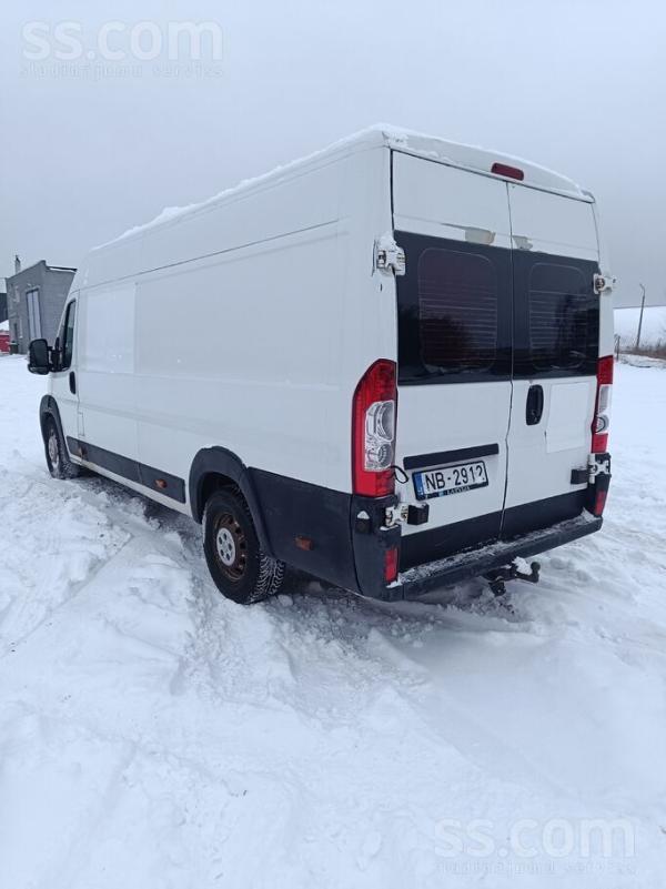 White Fiat Ducato 2009 in Riga, with an engine capacity of 3.00 L and mileage of 445 thousand km for 5000 €, photo 10 on AUTOMOTO.COM.LV