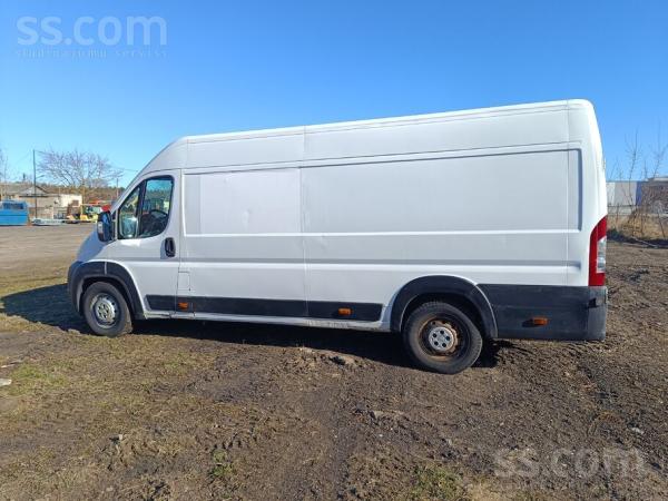 Balts Fiat Ducato 2009 Rīga, ar dzinēja tilpumu 3.00 L un nobraukumu 450 tūkst. km par 3300 €, foto 5 vietnē AUTOMOTO.COM.LV
