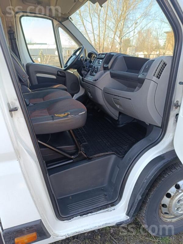 Balts Fiat Ducato 2009 Rīga, ar dzinēja tilpumu 3.00 L un nobraukumu 450 tūkst. km par 3300 €, foto 8 vietnē AUTOMOTO.COM.LV