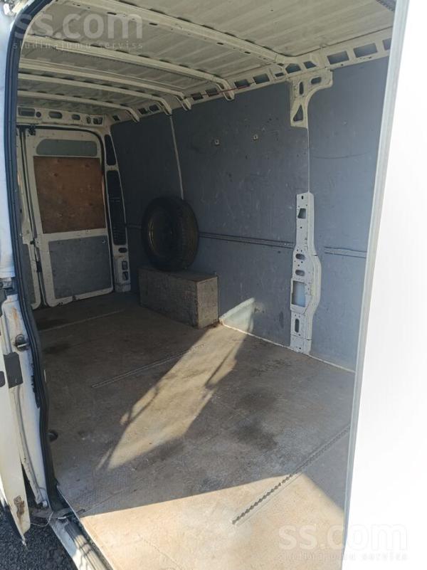 Balts Fiat Ducato 2009 Rīga, ar dzinēja tilpumu 3.00 L un nobraukumu 450 tūkst. km par 3300 €, foto 9 vietnē AUTOMOTO.COM.LV