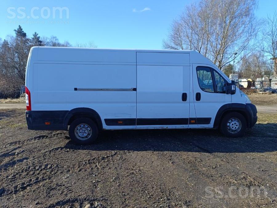 White Fiat Ducato 2009 in Riga, with an engine capacity of 3.00 L and mileage of 450 thousand km for 3300 €, photo 4 on AUTOMOTO.COM.LV