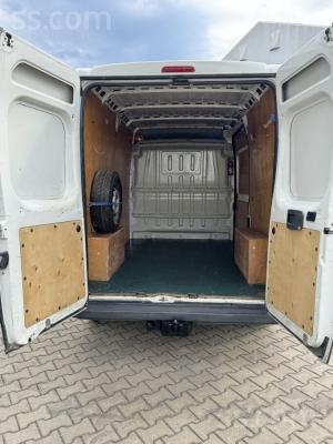 White Fiat Ducato 2011 in Balvi, with an engine capacity of 2.20 L and mileage of 185 thousand km for 6777 €, photo 13 on AUTOMOTO.COM.LV