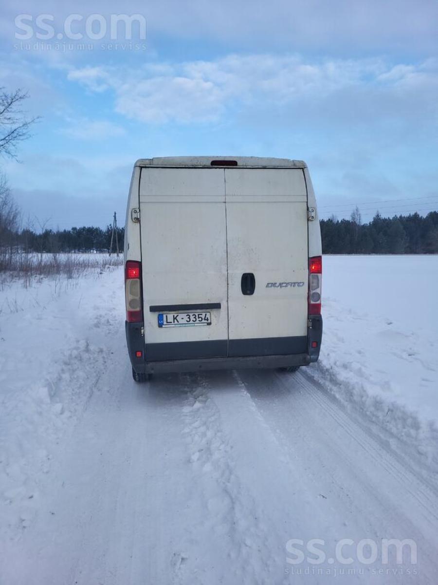 White Fiat Ducato 2012 in Kuldiga, with an engine capacity of 2.20 L and mileage of 189 thousand km for 4400 €, photo 3 on AUTOMOTO.COM.LV