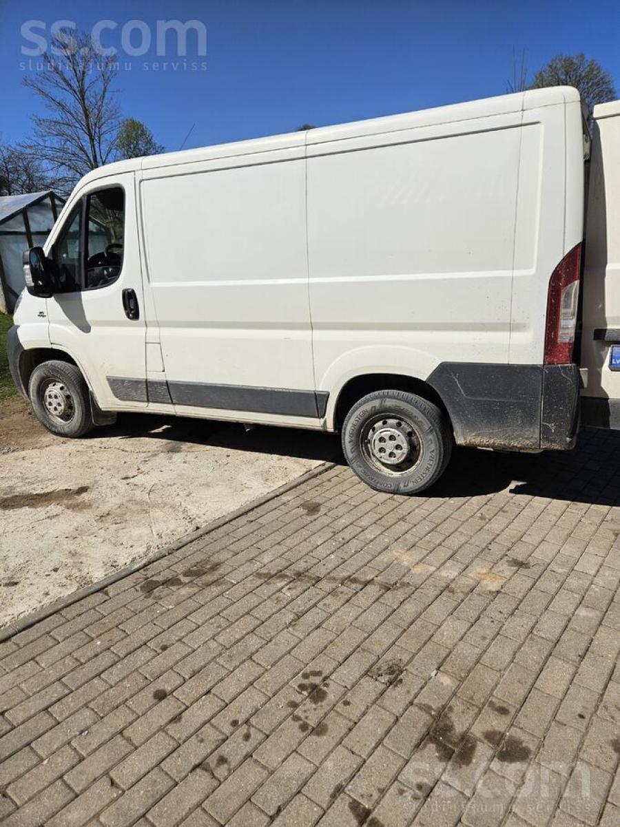White Fiat Ducato 2012 in Jekabpils, with an engine capacity of 2.00 L and mileage of 200 thousand km for 6500 €, photo 4 on AUTOMOTO.COM.LV