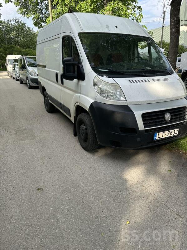 White Fiat Ducato 2013 in Riga, with an engine capacity of 2.00 L and mileage of 130 thousand km for 4500 €, photo 2 on AUTOMOTO.COM.LV