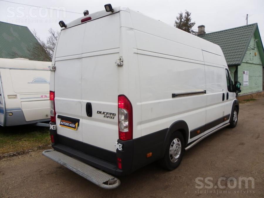 White Fiat Ducato 2014 in Valka, with an engine capacity of 2.30 L and mileage of 299 thousand km for 7500 €, photo 6 on AUTOMOTO.COM.LV
