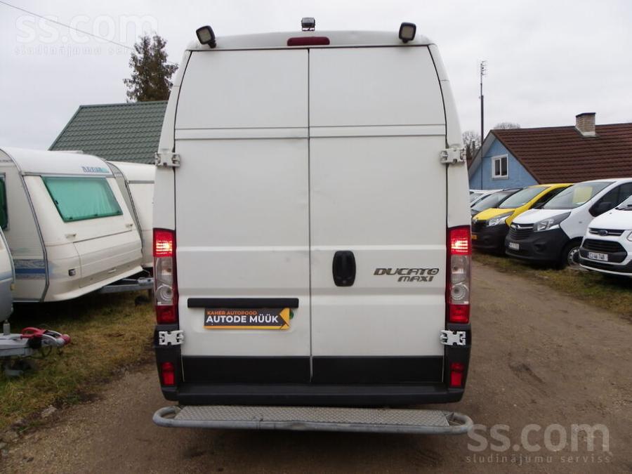 White Fiat Ducato 2014 in Valka, with an engine capacity of 2.30 L and mileage of 299 thousand km for 7500 €, photo 7 on AUTOMOTO.COM.LV