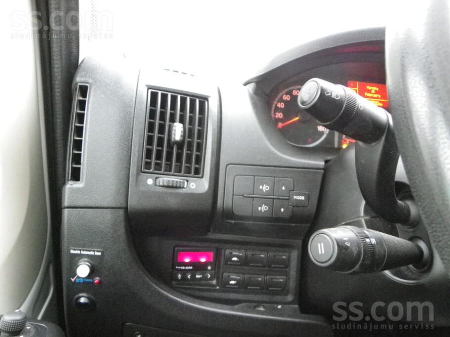 White Fiat Ducato 2014 in Valka, with an engine capacity of 2.30 L and mileage of 299 thousand km for 7500 €, photo 12 on AUTOMOTO.COM.LV