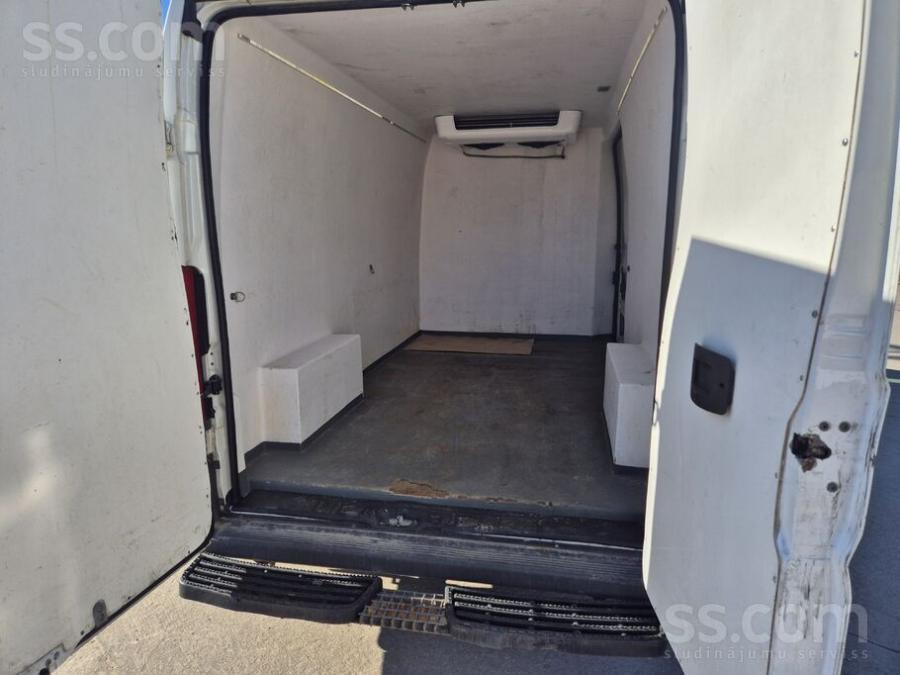 Balts Fiat Ducato 2016 Rīga, ar dzinēja tilpumu 2.20 L un nobraukumu 403 tūkst. km par 7000 €, foto 8 vietnē AUTOMOTO.COM.LV