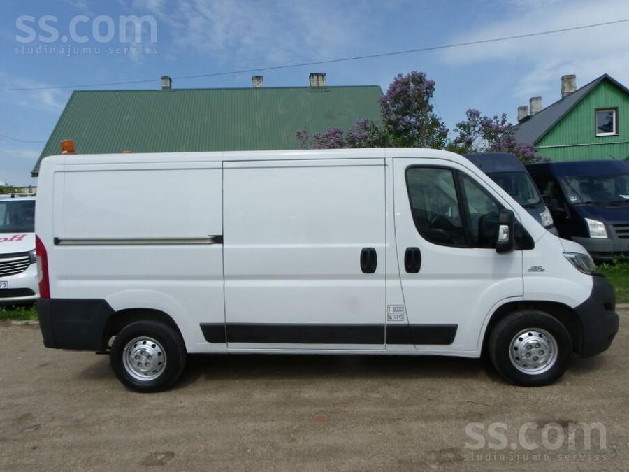 White Fiat Ducato 2016 in Valka, with an engine capacity of 2.30 L and mileage of 164 thousand km for 7999 €, photo 5 on AUTOMOTO.COM.LV