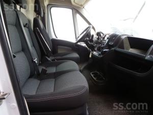 White Fiat Ducato 2016 in Valka, with an engine capacity of 2.30 L and mileage of 164 thousand km for 7999 €, photo 14 on AUTOMOTO.COM.LV