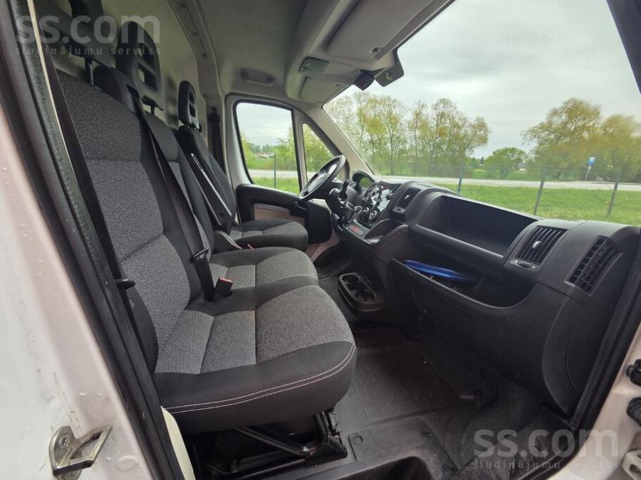 White Fiat Ducato 2019 in Bauska, with an engine capacity of 2.30 L and mileage of 0 thousand km for 8980 €, photo 9 on AUTOMOTO.COM.LV