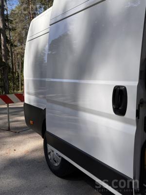 White Fiat Ducato 2021 in Cesis, with an engine capacity of 2.30 L and mileage of 190 thousand km for 18500 €, photo 8 on AUTOMOTO.COM.LV