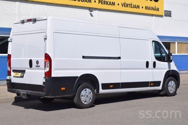 White Fiat Ducato 2022 in Riga, with an engine capacity of 2.20 L and mileage of 59 thousand km for 22500 €, photo 4 on AUTOMOTO.COM.LV
