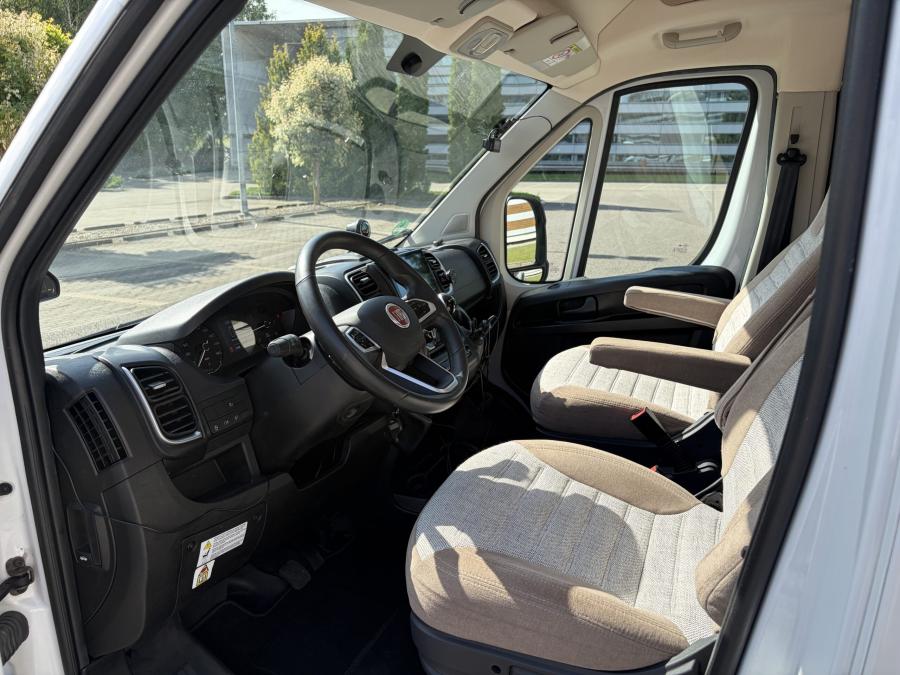 White Fiat Ducato 2023 in Riga, with an engine capacity of 2.20 L and mileage of 32 thousand km for 67500 €, photo 9 on AUTOMOTO.COM.LV