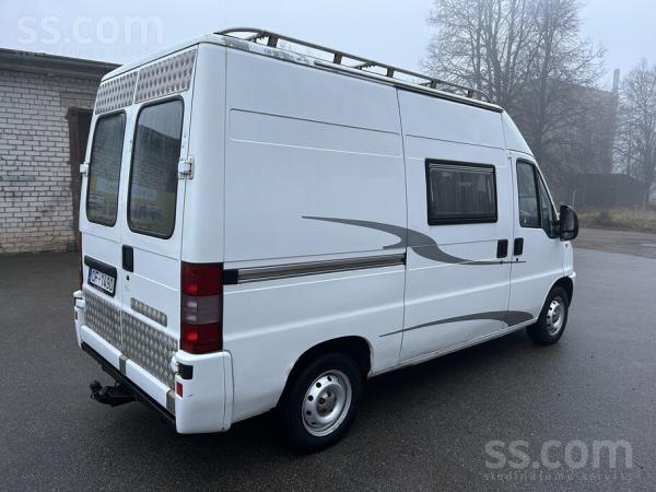 White Fiat Ducato 1997 in Limbazi, with an engine capacity of 2.50 L and mileage of 212 thousand km for 1750 €, photo 4 on AUTOMOTO.COM.LV