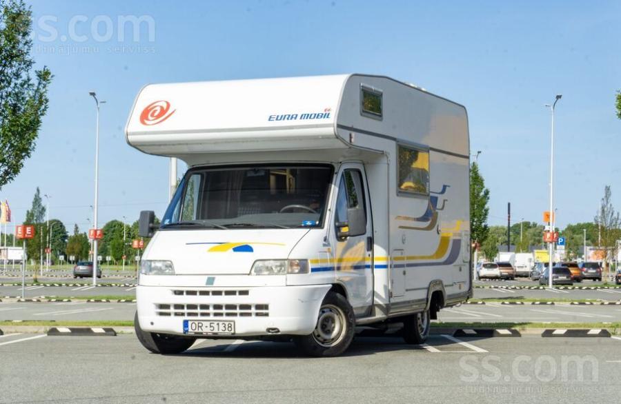 Balts Fiat Ducato 1998 Rīga, ar dzinēja tilpumu 2.80 L un nobraukumu 250 tūkst. km par 9990 €, foto 1 vietnē AUTOMOTO.COM.LV