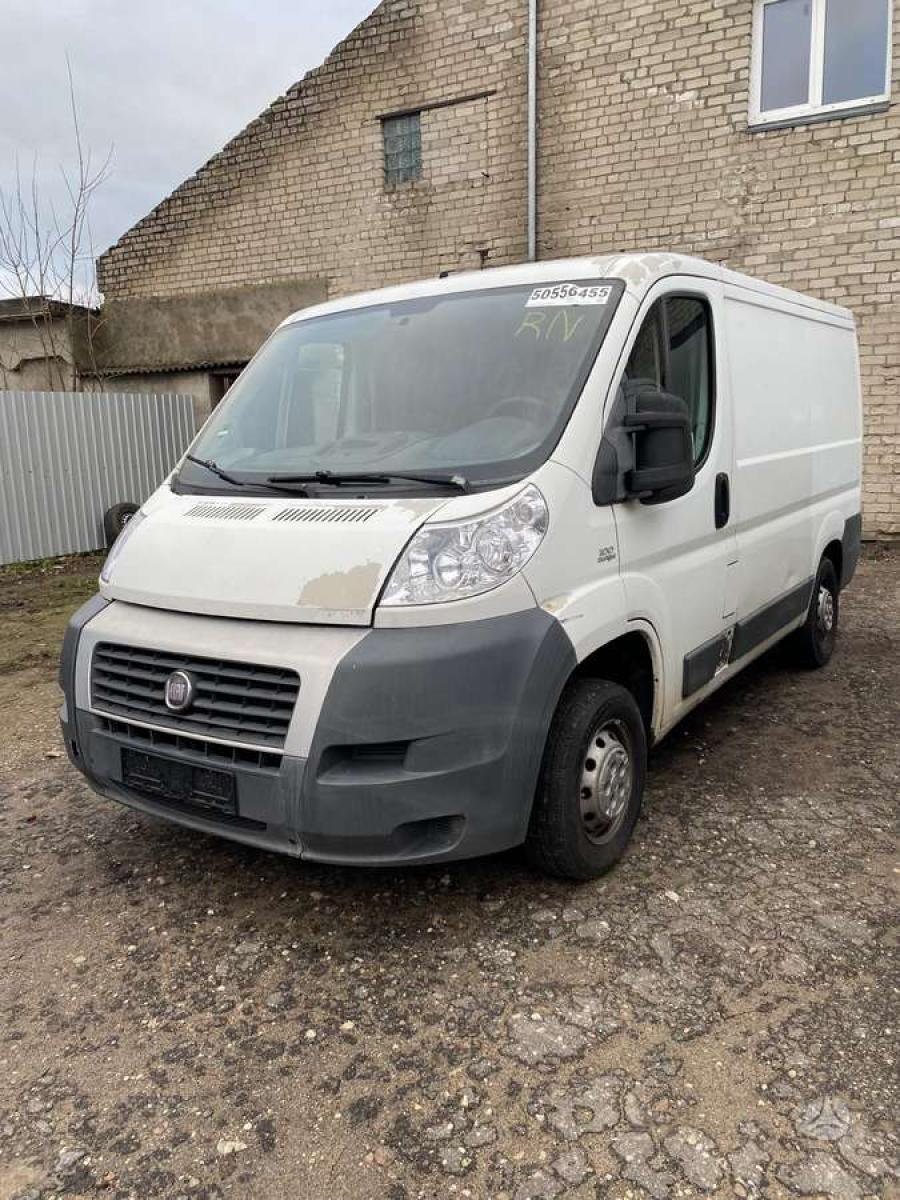 Balts Fiat Ducato 2010 Kauņa, ar dzinēja tilpumu 2.30 L un nobraukumu 305 tūkst. km par 1100 €, foto 1 vietnē AUTOMOTO.COM.LV