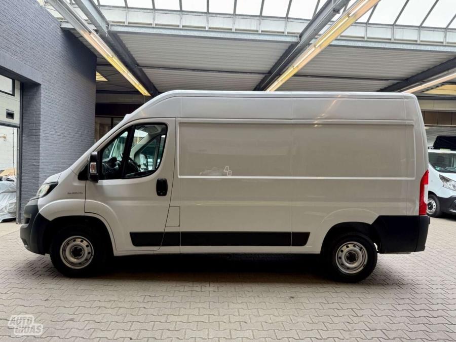 White Fiat Ducato 2020 in Kaunas, with an engine capacity of 2.30 L and mileage of 32 thousand km for 27972 €, photo 5 on AUTOMOTO.COM.LV