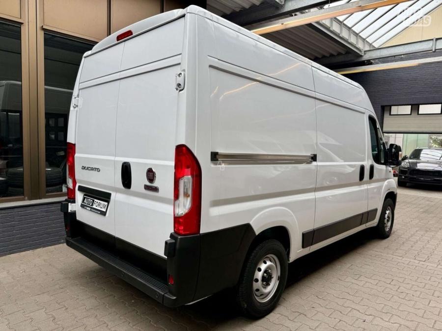 White Fiat Ducato 2020 in Kaunas, with an engine capacity of 2.30 L and mileage of 32 thousand km for 27972 €, photo 10 on AUTOMOTO.COM.LV