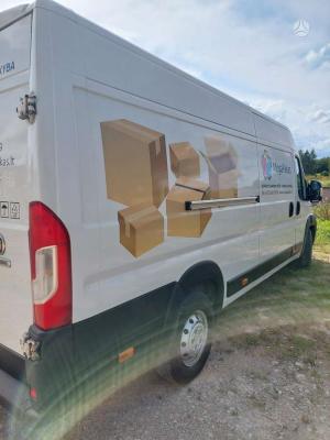 White Fiat Ducato 2020 in Kaunas, with an engine capacity of 2.29 L and mileage of 257 thousand km for 12705 €, photo 4 on AUTOMOTO.COM.LV